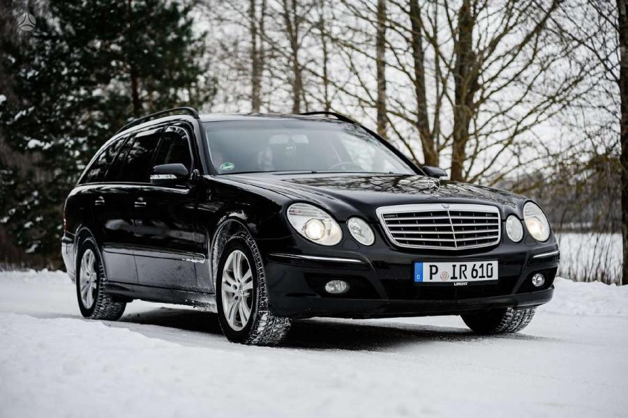Melns Mercedes-Benz E 320 2007 Mažeikiai, ar dzinēja tilpumu 2.99 L un nobraukumu 331 tūkst. km par 5000 €, foto 25 vietnē AUTOMOTO.COM.LV
