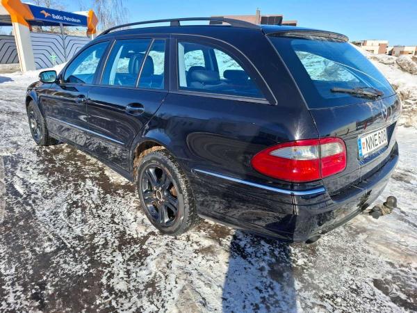Black Mercedes-Benz E 320 2007 in Vilnius, with an engine capacity of 2.99 L and mileage of 345 thousand km for 3800 €, photo 3 on AUTOMOTO.COM.LV