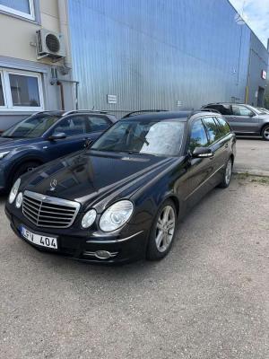 Black Mercedes-Benz E 320 2007 in Vilnius, with an engine capacity of 3.20 L and mileage of 365 thousand km for 2400 €, photo  on AUTOMOTO.COM.LV