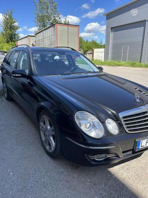 Black Mercedes-Benz E 320 2007 in Vilnius, with an engine capacity of 3.20 L and mileage of 365 thousand km for 2400 €, photo 9 on AUTOMOTO.COM.LV