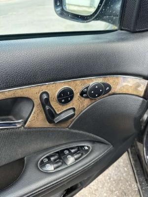 Black Mercedes-Benz E 320 2007 in Vilnius, with an engine capacity of 3.20 L and mileage of 365 thousand km for 2400 €, photo 12 on AUTOMOTO.COM.LV