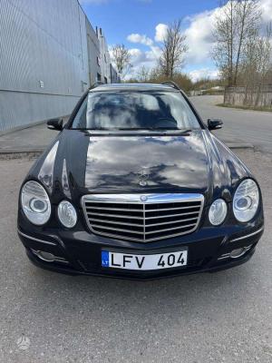 Black Mercedes-Benz E 320 2007 in Vilnius, with an engine capacity of 3.20 L and mileage of 365 thousand km for 2400 €, photo 14 on AUTOMOTO.COM.LV