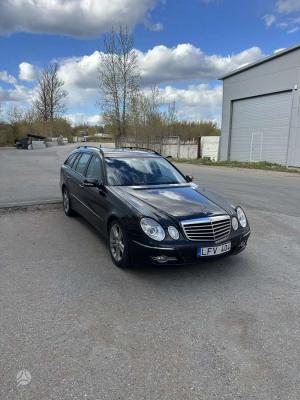 Black Mercedes-Benz E 320 2007 in Vilnius, with an engine capacity of 3.20 L and mileage of 365 thousand km for 2400 €, photo 15 on AUTOMOTO.COM.LV