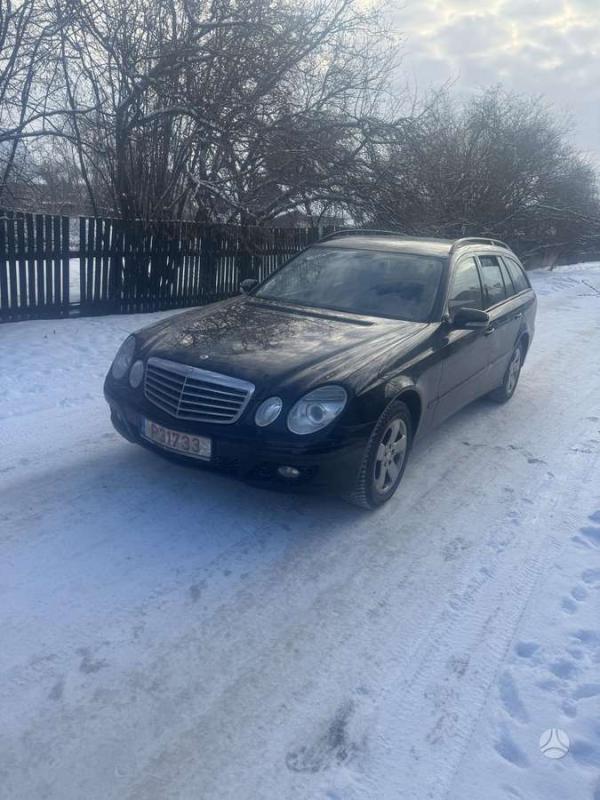Black Mercedes-Benz E 320 2008 in Marijampole, with an engine capacity of 3.00 L and mileage of 330 thousand km for 4800 €, photo 7 on AUTOMOTO.COM.LV