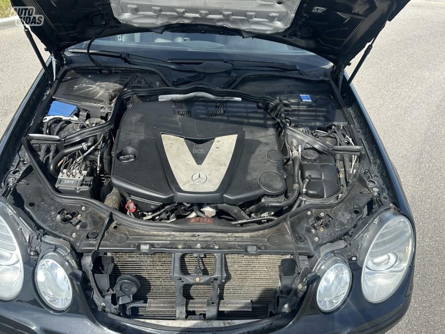 Melns Mercedes-Benz E 320 2008 Marijampole, ar dzinēja tilpumu 3.00 L un nobraukumu 335 tūkst. km par 3999 €, foto 23 vietnē AUTOMOTO.COM.LV