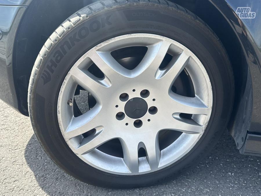 Melns Mercedes-Benz E 320 2008 Marijampole, ar dzinēja tilpumu 3.00 L un nobraukumu 335 tūkst. km par 3999 €, foto 25 vietnē AUTOMOTO.COM.LV