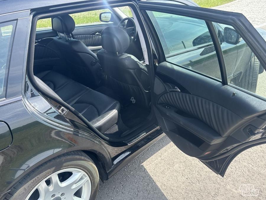 Melns Mercedes-Benz E 320 2008 Marijampole, ar dzinēja tilpumu 3.00 L un nobraukumu 335 tūkst. km par 3999 €, foto 14 vietnē AUTOMOTO.COM.LV
