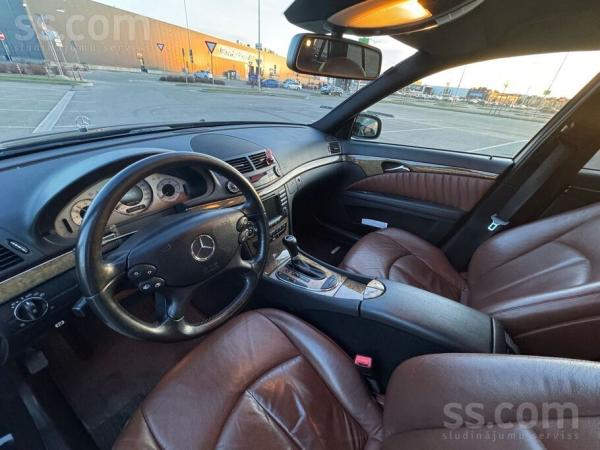 Black Mercedes-Benz E 320 2008 in Liepaja, with an engine capacity of 3.00 L and mileage of 245 thousand km for 5100 €, photo 7 on AUTOMOTO.COM.LV