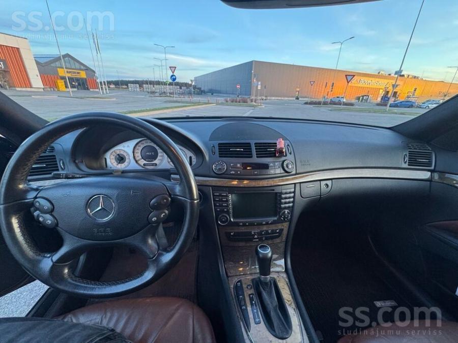 Melns Mercedes-Benz E 320 2008 Liepāja, ar dzinēja tilpumu 3.00 L un nobraukumu 245 tūkst. km par 5100 €, foto 9 vietnē AUTOMOTO.COM.LV