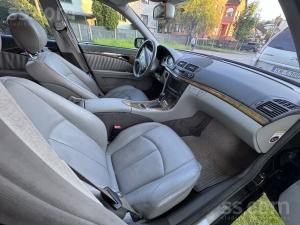 Black Mercedes-Benz E 320 2009 in Riga, with an engine capacity of 3.00 L and mileage of 330 thousand km for 3000 €, photo 13 on AUTOMOTO.COM.LV