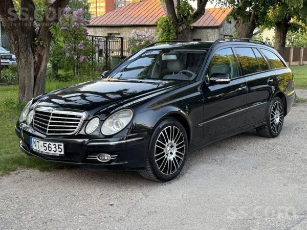 Black Mercedes-Benz E 320 2009 in Riga, with an engine capacity of 3.00 L and mileage of 330 thousand km for 2900 €, photo 1 on AUTOMOTO.COM.LV
