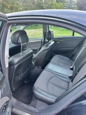 Zils Mercedes-Benz E 320 2003 Birštonas, ar dzinēja tilpumu 3.22 L un nobraukumu 392 tūkst. km par 2300 €, foto 11 vietnē AUTOMOTO.COM.LV