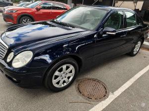 Blue Mercedes-Benz E 320 2008 in Klaipeda, with an engine capacity of 3.00 L and mileage of 280 thousand km for 3350 €, photo 3 on AUTOMOTO.COM.LV
