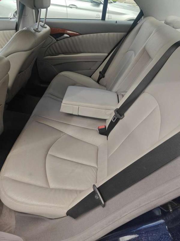 Zils Mercedes-Benz E 320 2008 Klaipėda, ar dzinēja tilpumu 3.00 L un nobraukumu 280 tūkst. km par 3350 €, foto 8 vietnē AUTOMOTO.COM.LV