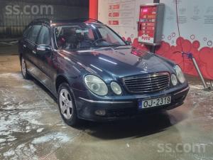 Zils Mercedes-Benz E 320 2003 Rīga, ar dzinēja tilpumu 3.20 L un nobraukumu 338 tūkst. km par 2350 €, foto 1 vietnē AUTOMOTO.COM.LV