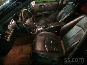 Zils Mercedes-Benz E 320 2003 Rīga, ar dzinēja tilpumu 3.20 L un nobraukumu 338 tūkst. km par 2350 €, foto 6 vietnē AUTOMOTO.COM.LV