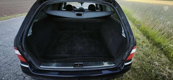 Zils Mercedes-Benz E 320 2003 Rokiškis, ar dzinēja tilpumu 3.22 L un nobraukumu 459 tūkst. km par 1499 €, foto 9 vietnē AUTOMOTO.COM.LV