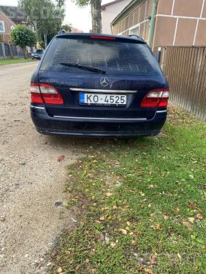 Zils Mercedes-Benz E 320 2003 Liepāja, ar dzinēja tilpumu 3.20 L un nobraukumu 330 tūkst. km par 2000 €, foto 5 vietnē AUTOMOTO.COM.LV
