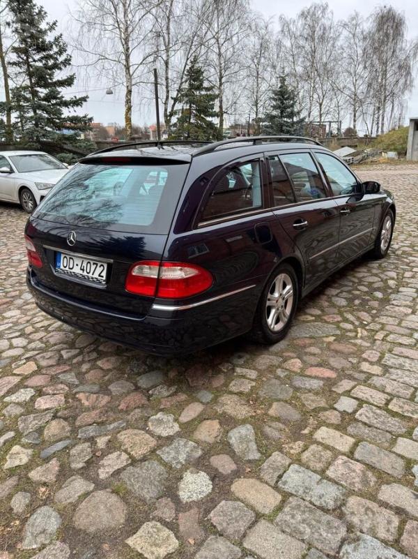 Zils Mercedes-Benz E 320 2004 Liepāja, ar dzinēja tilpumu 3.20 L un nobraukumu 340 tūkst. km par 2600 €, foto 4 vietnē AUTOMOTO.COM.LV