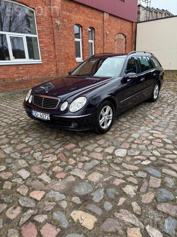 Zils Mercedes-Benz E 320 2004 Liepāja, ar dzinēja tilpumu 3.20 L un nobraukumu 340 tūkst. km par 2600 €, foto 6 vietnē AUTOMOTO.COM.LV