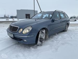 Blue Mercedes-Benz E 320 2004 in Marijampole, with an engine capacity of 3.20 L and mileage of 302 thousand km for 2599 €, photo 3 on AUTOMOTO.COM.LV
