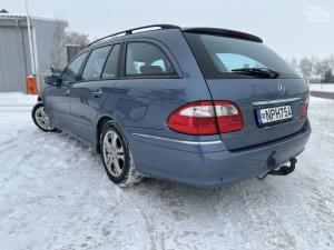 Blue Mercedes-Benz E 320 2004 in Marijampole, with an engine capacity of 3.20 L and mileage of 302 thousand km for 2599 €, photo 5 on AUTOMOTO.COM.LV