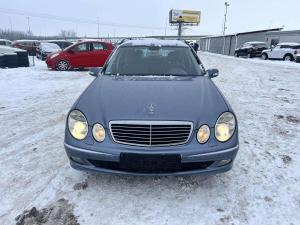 Zils Mercedes-Benz E 320 2004 Marijampole, ar dzinēja tilpumu 3.22 L un nobraukumu 320 tūkst. km par 2100 €, foto  vietnē AUTOMOTO.COM.LV