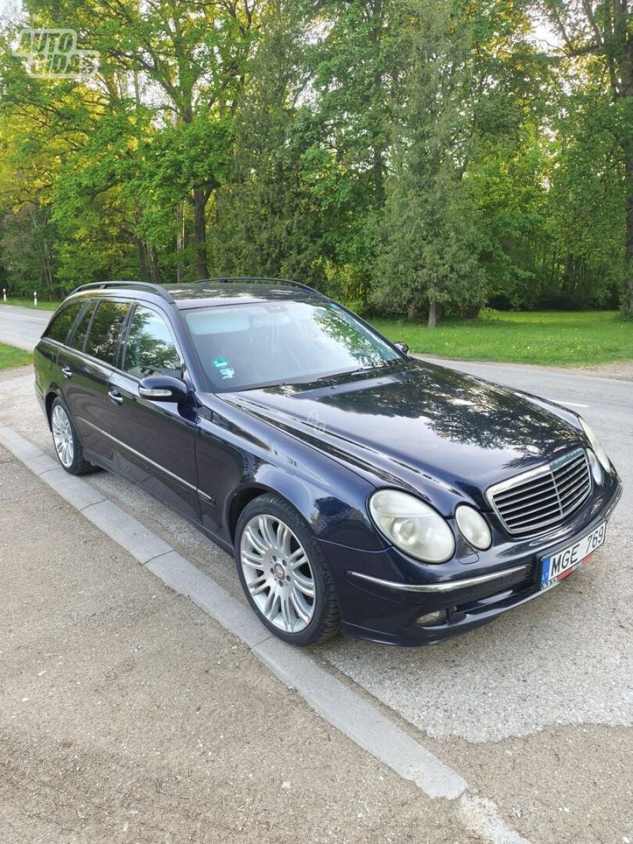 Blue Mercedes-Benz E 320 2004 in Sakiai, with an engine capacity of 3.20 L and mileage of 370 thousand km for 1999 €, photo 6 on AUTOMOTO.COM.LV