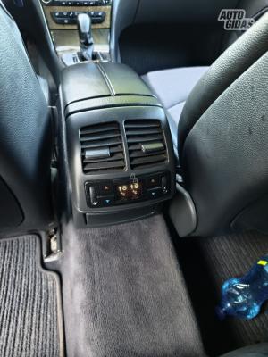 Blue Mercedes-Benz E 320 2004 in Sakiai, with an engine capacity of 3.20 L and mileage of 370 thousand km for 1999 €, photo 12 on AUTOMOTO.COM.LV