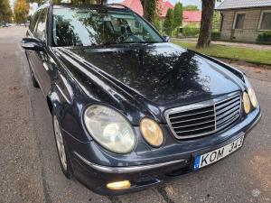 Синий Мерседес Е 320 2004 в Алитус, объемом двигателя 3.20 л и пробегом 331 тыс. км за 1950 €, фото 4 на AUTOMOTO.COM.LV