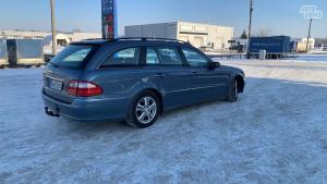 Blue Mercedes-Benz E 320 2005 in Marijampole, with an engine capacity of 3.20 L and mileage of 300 thousand km for 2599 €, photo 6 on AUTOMOTO.COM.LV