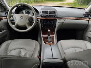 Zils Mercedes-Benz E 320 2005 Madona, ar dzinēja tilpumu 3.20 L un nobraukumu 418 tūkst. km par 2500 €, foto 11 vietnē AUTOMOTO.COM.LV