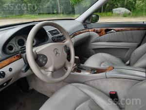 Zils Mercedes-Benz E 320 2005 Madona, ar dzinēja tilpumu 3.20 L un nobraukumu 418 tūkst. km par 2500 €, foto 13 vietnē AUTOMOTO.COM.LV