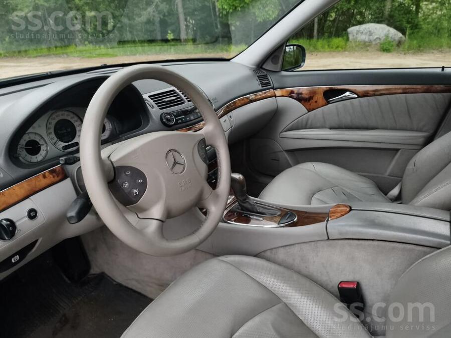 Zils Mercedes-Benz E 320 2005 Madona, ar dzinēja tilpumu 3.20 L un nobraukumu 418 tūkst. km par 2500 €, foto 13 vietnē AUTOMOTO.COM.LV