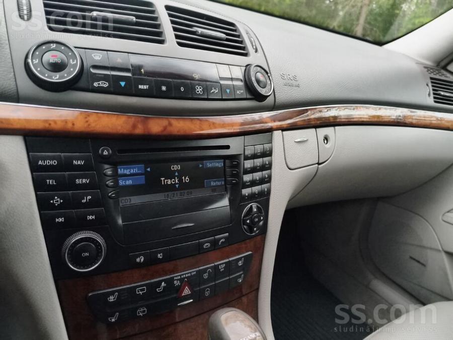 Zils Mercedes-Benz E 320 2005 Madona, ar dzinēja tilpumu 3.20 L un nobraukumu 418 tūkst. km par 2500 €, foto 15 vietnē AUTOMOTO.COM.LV