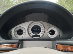Zils Mercedes-Benz E 320 2005 Madona, ar dzinēja tilpumu 3.20 L un nobraukumu 418 tūkst. km par 2500 €, foto 19 vietnē AUTOMOTO.COM.LV