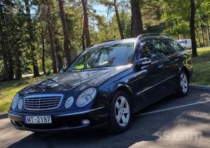Blue Mercedes-Benz E 320 2005 in Daugavpils, with an engine capacity of 3.20 L and mileage of 307 thousand km for 2700 €, photo  on AUTOMOTO.COM.LV