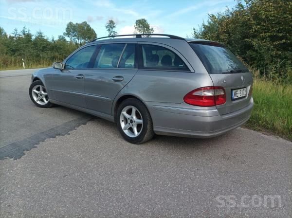 Brūns Mercedes-Benz E 320 2003 Saldus, ar dzinēja tilpumu 3.00 L un nobraukumu 0 tūkst. km par 1700 €, foto 4 vietnē AUTOMOTO.COM.LV