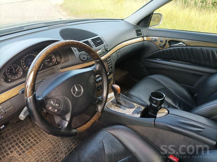 Brūns Mercedes-Benz E 320 2003 Saldus, ar dzinēja tilpumu 3.00 L un nobraukumu 0 tūkst. km par 1700 €, foto 8 vietnē AUTOMOTO.COM.LV