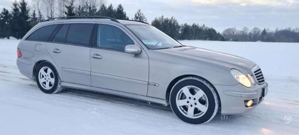 Brūns Mercedes-Benz E 320 2004 Šauļi, ar dzinēja tilpumu 3.22 L un nobraukumu 707 tūkst. km par 2400 €, foto 2 vietnē AUTOMOTO.COM.LV