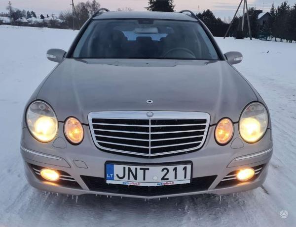 Brūns Mercedes-Benz E 320 2004 Šauļi, ar dzinēja tilpumu 3.22 L un nobraukumu 707 tūkst. km par 2400 €, foto 3 vietnē AUTOMOTO.COM.LV