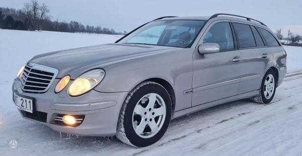 Brūns Mercedes-Benz E 320 2004 Šauļi, ar dzinēja tilpumu 3.22 L un nobraukumu 707 tūkst. km par 2400 €, foto 5 vietnē AUTOMOTO.COM.LV