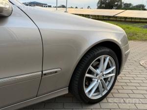 Brūns Mercedes-Benz E 320 2006 Rīga, ar dzinēja tilpumu 3.00 L un nobraukumu 0 tūkst. km par 3950 €, foto 15 vietnē AUTOMOTO.COM.LV