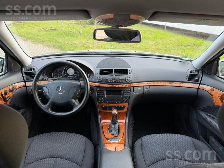 Brūns Mercedes-Benz E 320 2006 Rīga, ar dzinēja tilpumu 3.00 L un nobraukumu 0 tūkst. km par 3950 €, foto 17 vietnē AUTOMOTO.COM.LV
