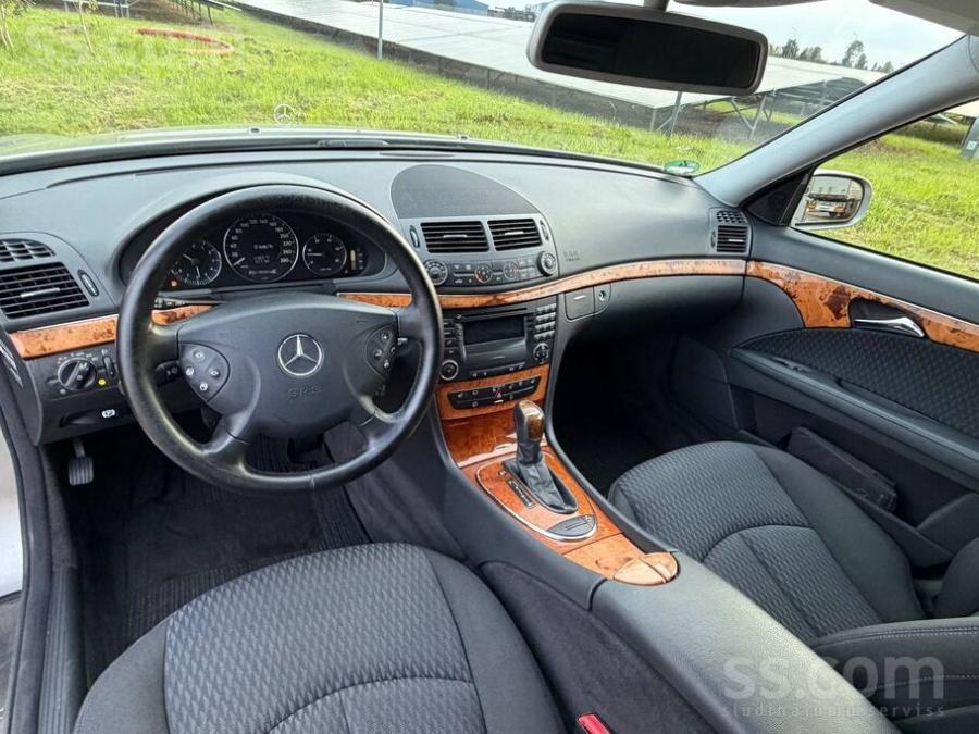 Brūns Mercedes-Benz E 320 2006 Rīga, ar dzinēja tilpumu 3.00 L un nobraukumu 0 tūkst. km par 3950 €, foto 18 vietnē AUTOMOTO.COM.LV