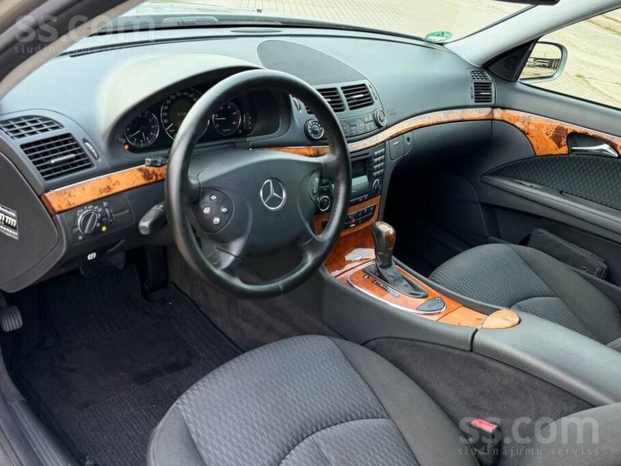 Brūns Mercedes-Benz E 320 2006 Rīga, ar dzinēja tilpumu 3.00 L un nobraukumu 0 tūkst. km par 3950 €, foto 21 vietnē AUTOMOTO.COM.LV