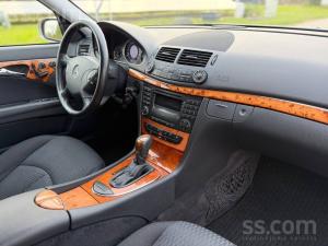 Brūns Mercedes-Benz E 320 2006 Rīga, ar dzinēja tilpumu 3.00 L un nobraukumu 0 tūkst. km par 3950 €, foto 27 vietnē AUTOMOTO.COM.LV