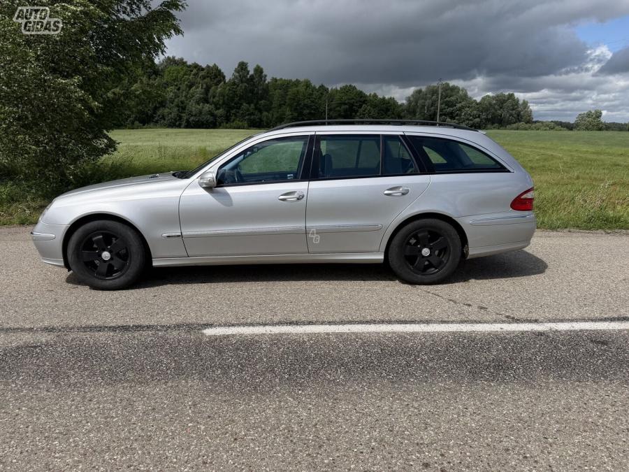 Mercedes-Benz E 320 2004 Šilutė, ar dzinēja tilpumu 3.20 L un nobraukumu 184 tūkst. km par 2700 €, foto 9 vietnē AUTOMOTO.COM.LV