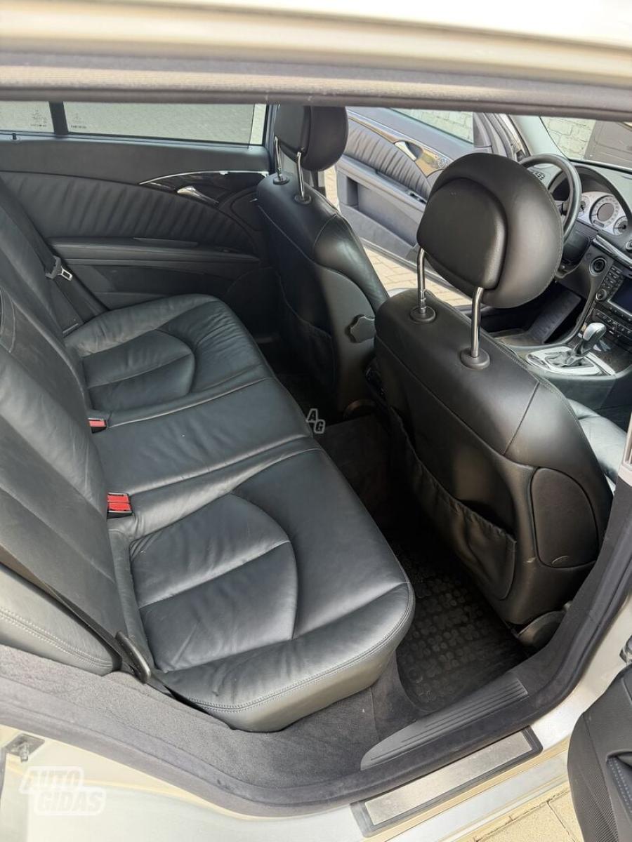 Mercedes-Benz E 320 2004 Šilutė, ar dzinēja tilpumu 3.20 L un nobraukumu 184 tūkst. km par 2700 €, foto 15 vietnē AUTOMOTO.COM.LV