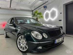 Зеленый Мерседес Е 320 2004 в Каунас, объемом двигателя 3.20 л и пробегом 320 тыс. км за 4650 €, фото 3 на AUTOMOTO.COM.LV
